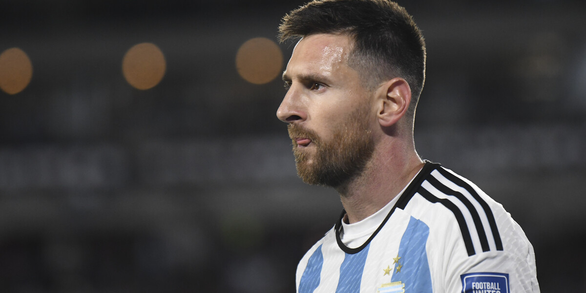 Sajtóhírek szerint Messi nyolcadszor nyeri meg az Aranylabdát | Magyar Szó Sajtóhírek szerint Messi nyolcadszor nyeri meg az Aranylabdát | Magyar Szó