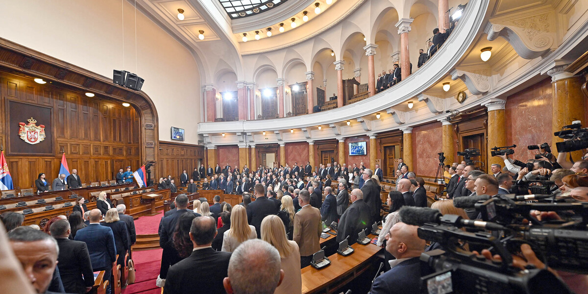 Megalakult az új parlament | Magyar Szó