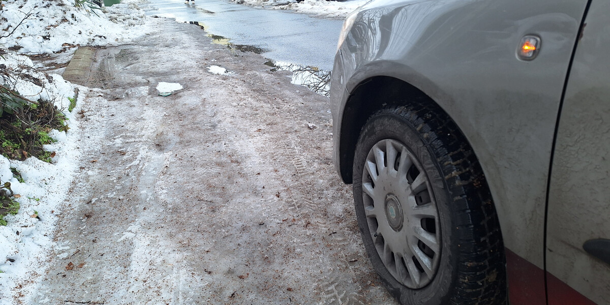 Az ónos eső miatt korcsolyapályává változnak az utak | Magyar Szó