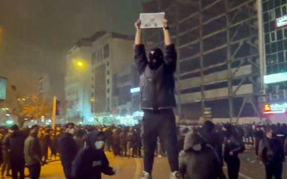 A külügyminisztérium felszólította a szerb állampolgárokat, hogy ...